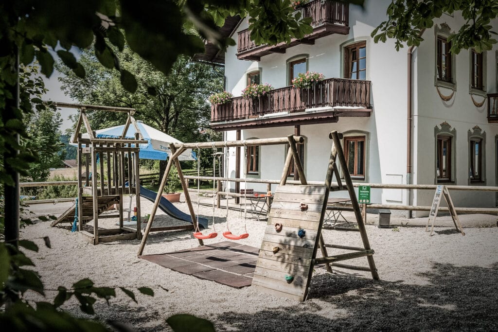 Alter Wirt Weyarn Landgasthof | Hotel Restaurant Biergarten